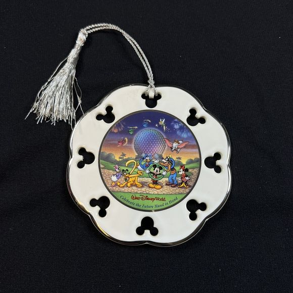 Disney | Holiday | Walt Disney World 200 Epcot Celebrate The Future ...